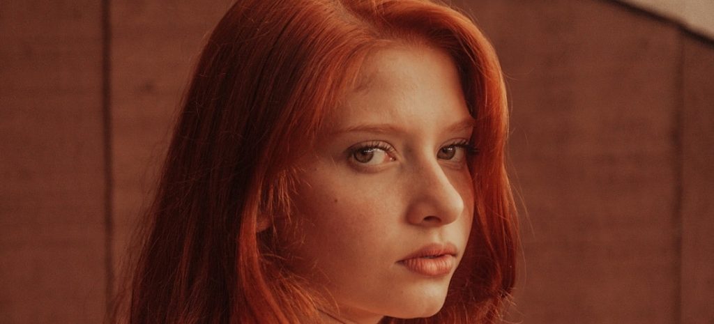 New study finds eight separate genes control red hair, not just MC1R ...